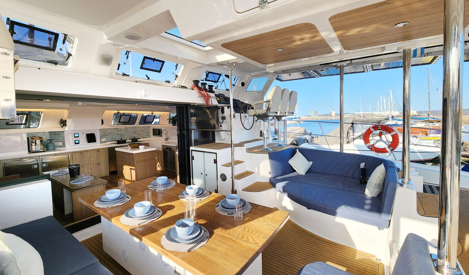 Majestic 570 Catamaran | Royal Cape Catamarans